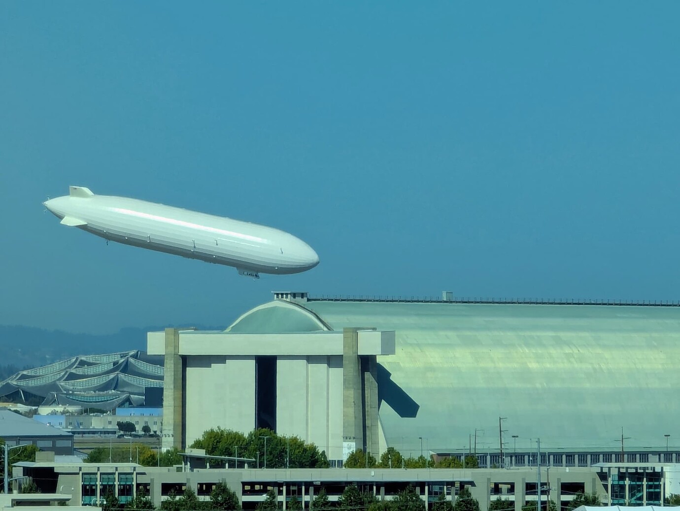 Moffett Field Hanger One Completed. Time To Do The Airport Right Folks ...