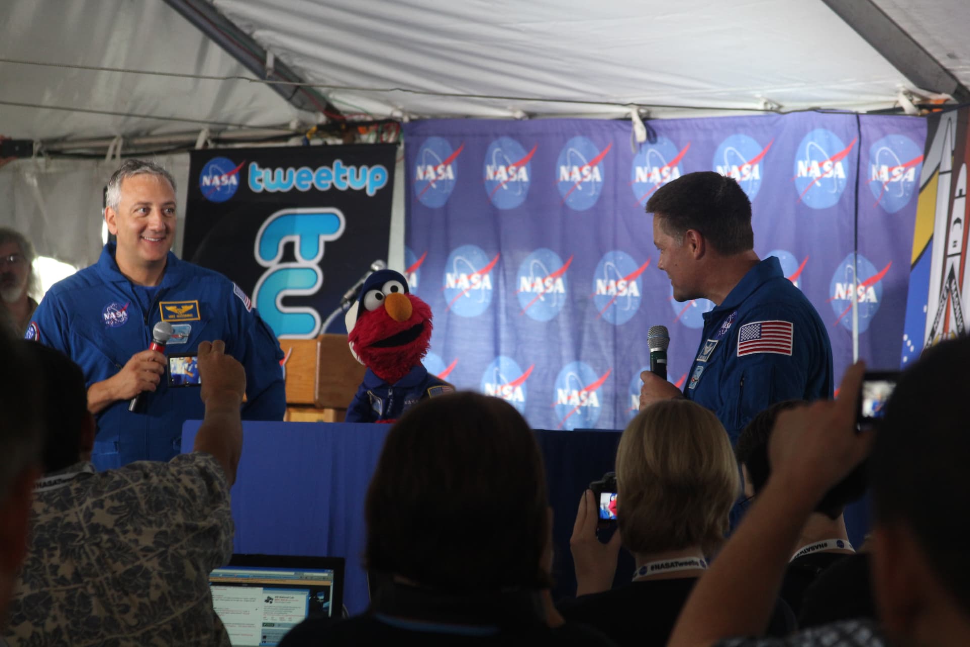 [V2 RELEASED] Kennedy Space Center VAB area detailed scenery, including ...