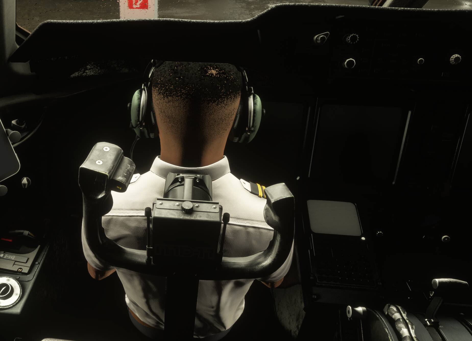 Pilot Avatar Visible in Cockpit Despite Avatar Mode Disabled (First ...